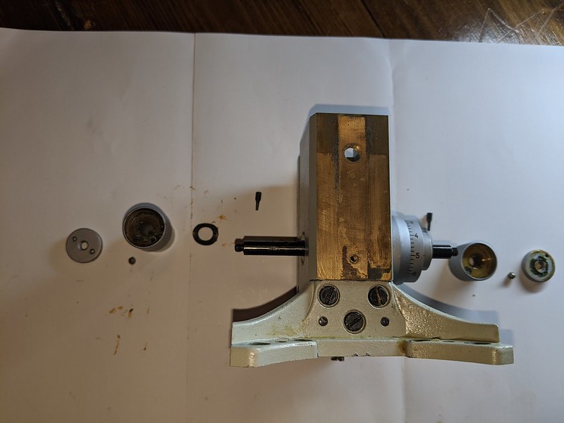 Restoring a 1977 USSR Lomo Biolam Microscope – adq