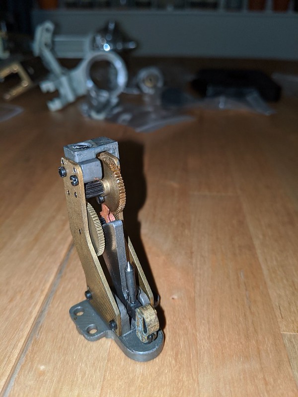 Restoring a 1977 USSR Lomo Biolam Microscope – adq